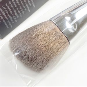 BECCA | Makeup | Becca Angled Highlighting Brush | Poshmark
